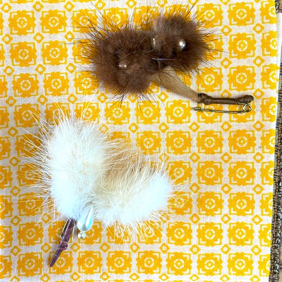 Vintage | Jewelry | Vintage 95s Brooch Mink Fur Tail Pin Real Fur ...